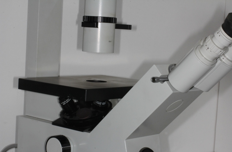 Zeiss Televal inverses Mikroskop – Optik-Online